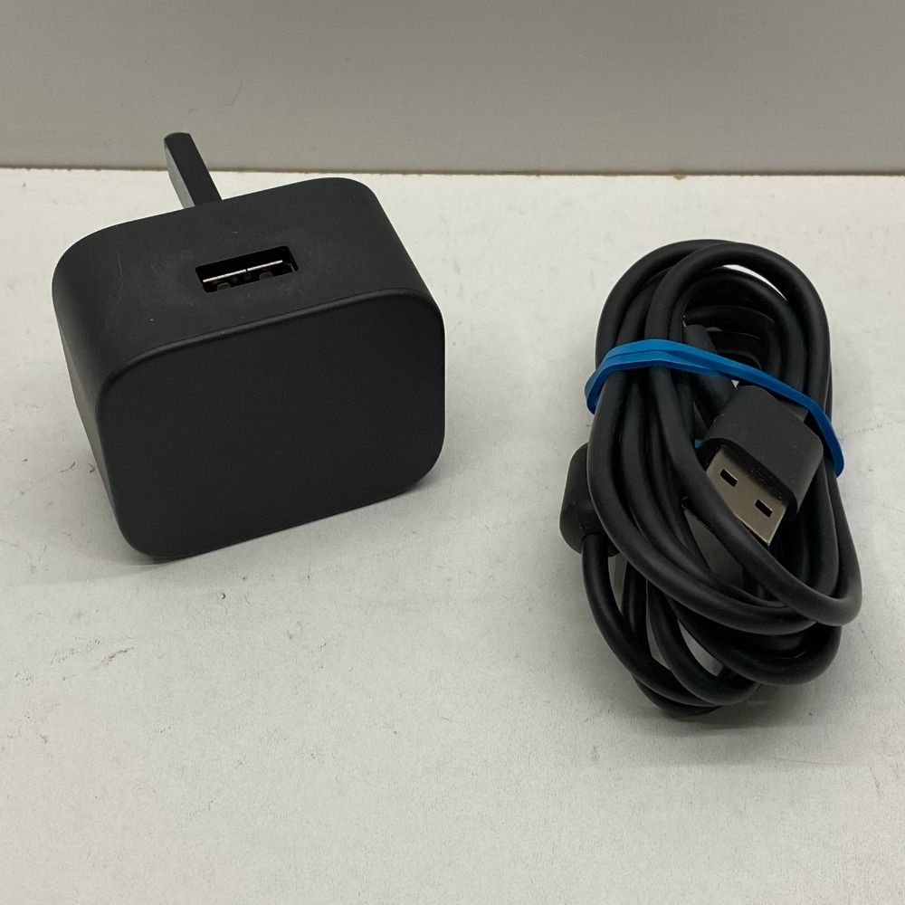 Pre-owned Google Chromecast 3rd Generation Model NC2-6A5 Boxed - Own4Less